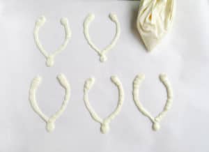 Make DIY White Chocolate Wishbones for a NEW Thanksgiving Tradition ...