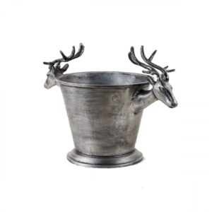 Throwing the Ultimate Reindeer Party and Gift Guide - Thrifty Jinxy
