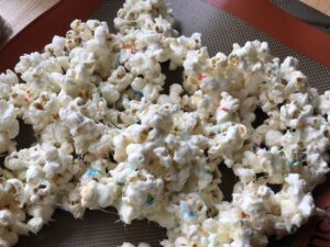Trolls Popcorn Recipe - Movie Night Snack - Thrifty Jinxy