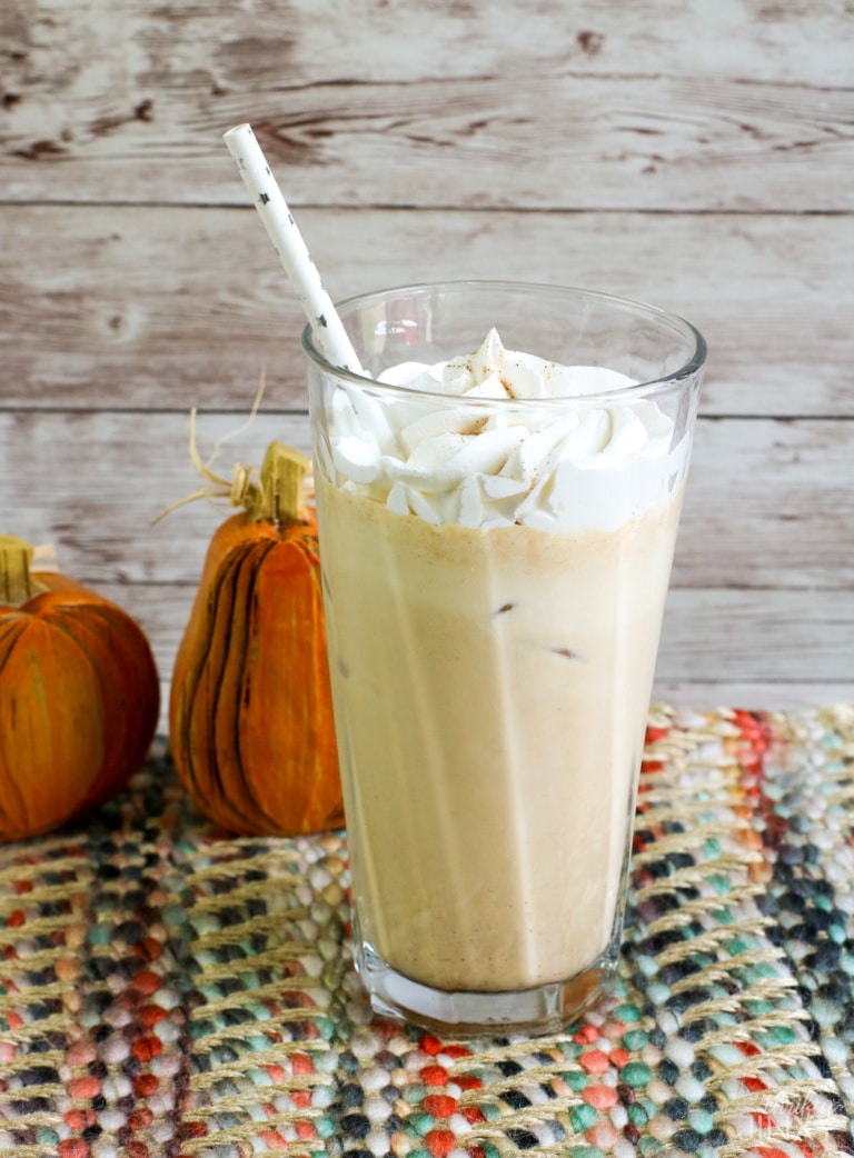 Iced Pumpkin Spice Latte Recipe You'll Love - Thrifty Jinxy