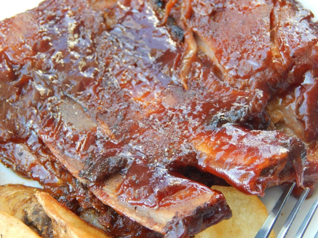 Easy Slow Cooker Ribs Recipe - Thrifty Jinxy