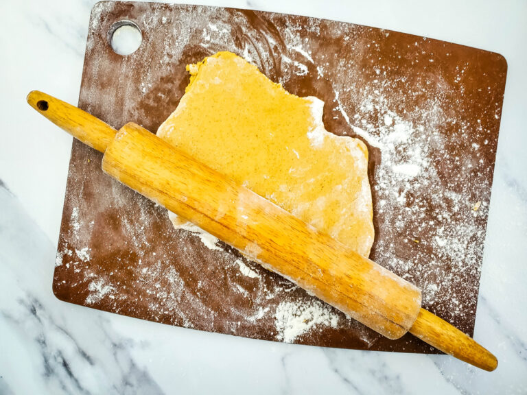 Pumpkin Spice Buttermilk Donuts Recipe - Thrifty Jinxy