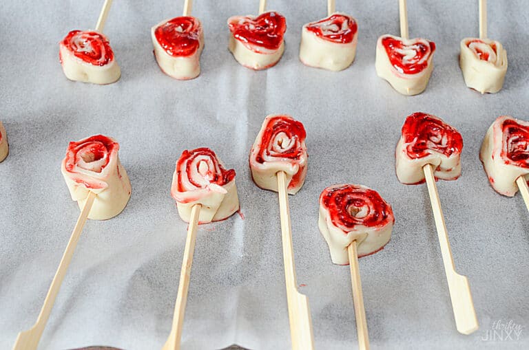 Raspberry Pie Pops Recipe - Thrifty Jinxy