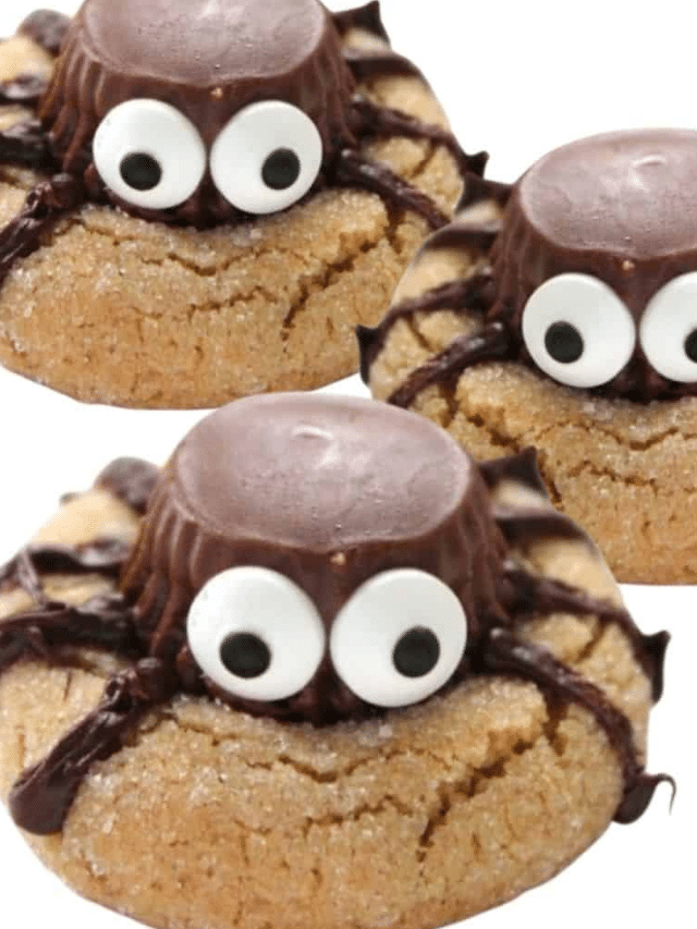 Easy Halloween Spider Cookies Recipe! - Thrifty Jinxy
