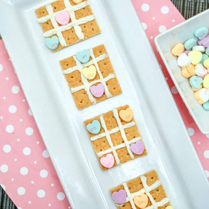 DIY Valentine's Tic Tac Toe Sweet Treat & Game - Thrifty Jinxy