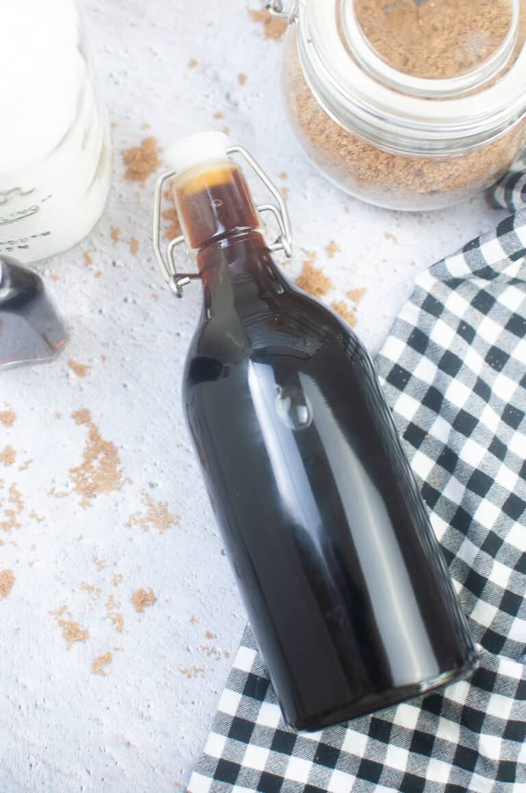 Easy Homemade Maple Syrup Recipe - Thrifty Jinxy