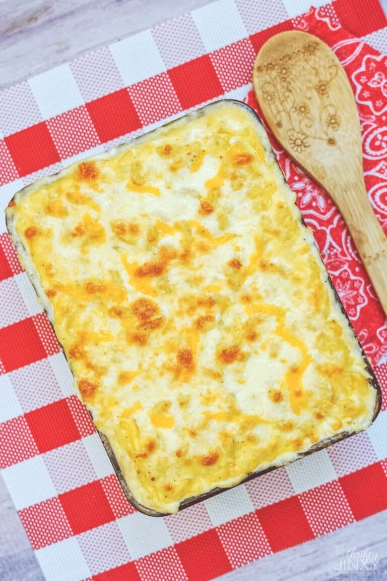 Cheesy Baked Mac and Cheese: The Ultimate Comfort Food - Thrifty Jinxy
