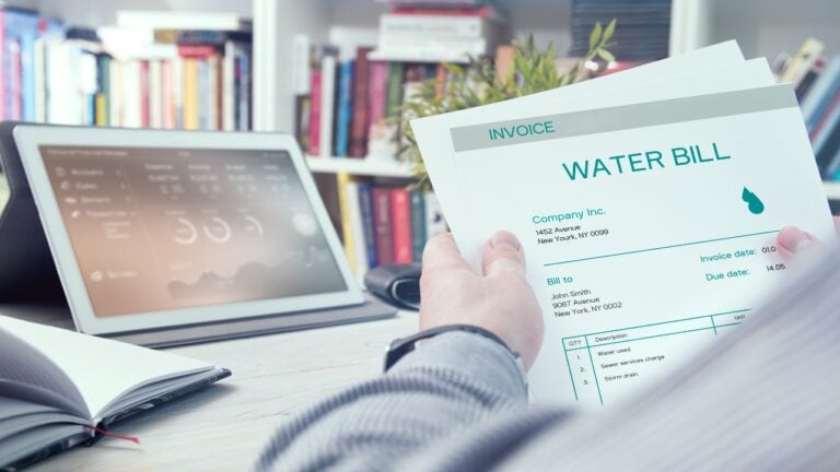 10 Small Fixes that Cut My Water Bill $40 Per Month - Thrifty Jinxy