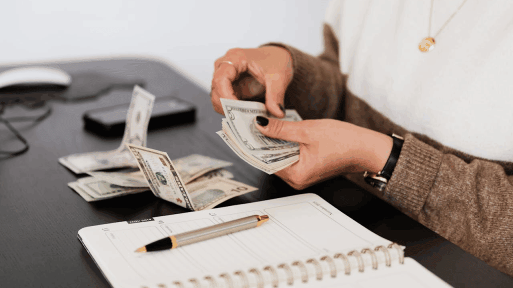 Why your side hustle still hasn’t paid for a single bill - Thrifty Jinxy