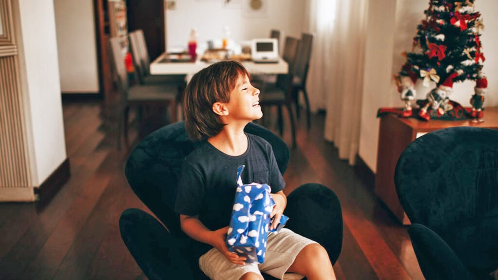 9 Christmas toy-buying rules that keep clutter and costs under control ...