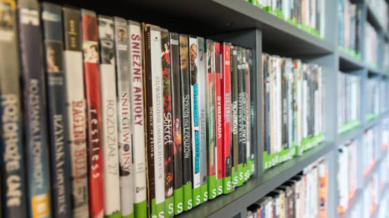 12 ways to use your local library to replace paid services - Thrifty Jinxy